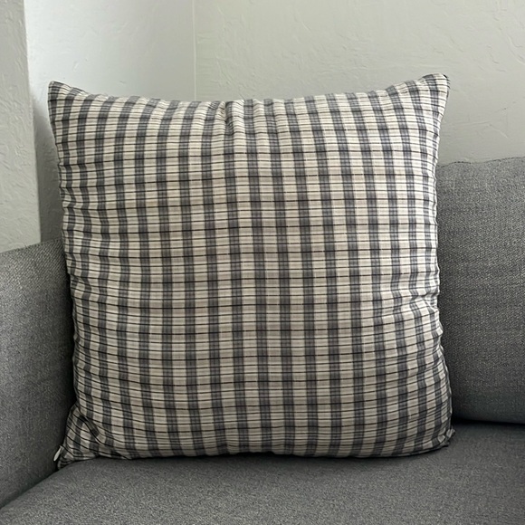Studio McGee | Accents | Threshold With Studio Mcgee Plaid Square ...